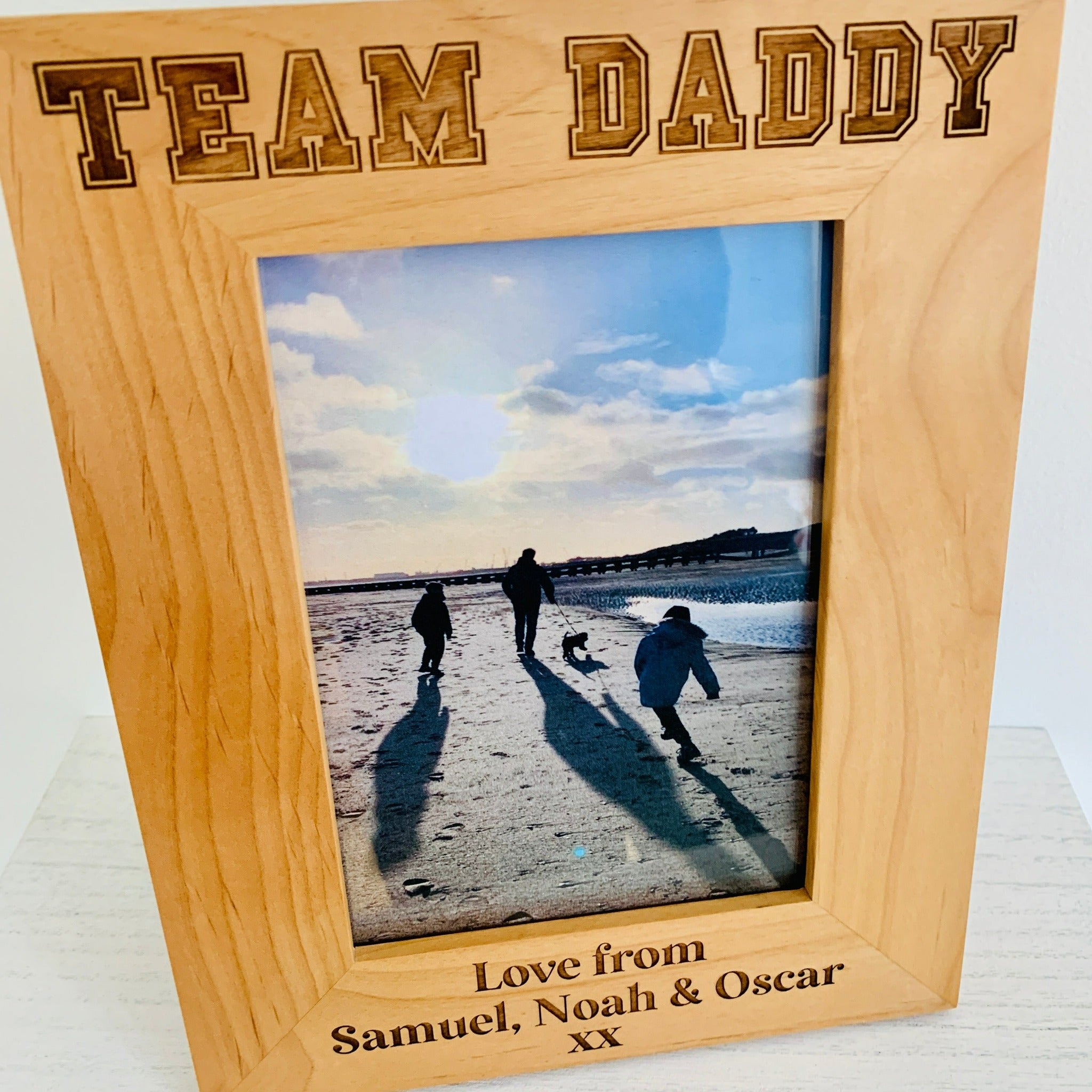 Personalised Photo Frames – Round the Twist